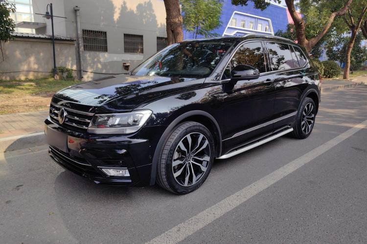 Volkswagen Tiguan L 330TSI 2021 купить из Китая, БУ и новый - АвтоКаргоТрейд Беларусь